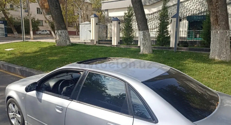 Автомобиль Ауди А4