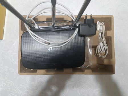 TP-LINK WR940N сотилади холати яхши