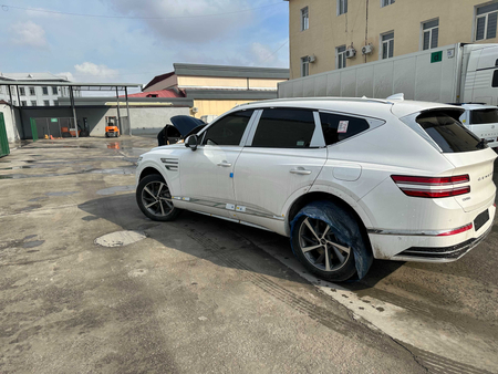 Genesis GV80 2.5 T-GDI AT 4WD Full Option