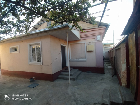 Продается дом с участком (500 квм²)