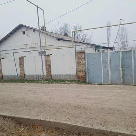 Ховли Уй сотилади