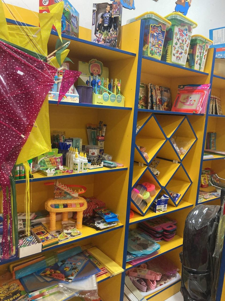 Detrkıy magazınga mebel. B/u. 3oy ıshlatılgan. Xolatı yangı
