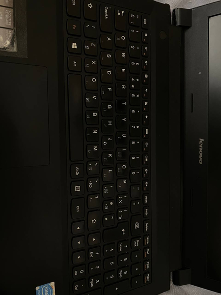 Lenova B50-30 Noutbook