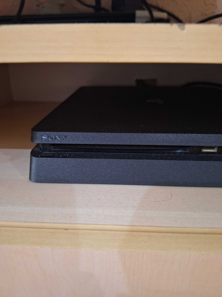PS 4 Slim 1 TB , PS 4 slim