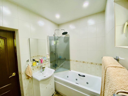 Продажа квартиры метро Космонавтов 6 комнат