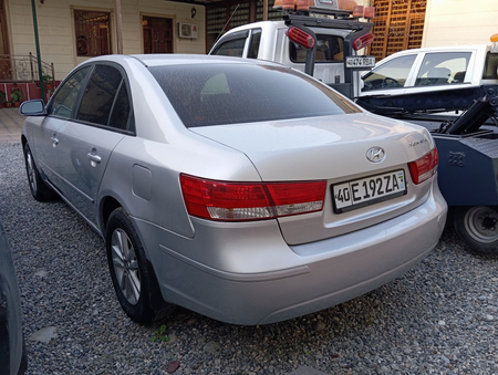hyundai sonata NF 2008