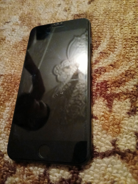 Iphone 7+ 256gb yomkost 100%