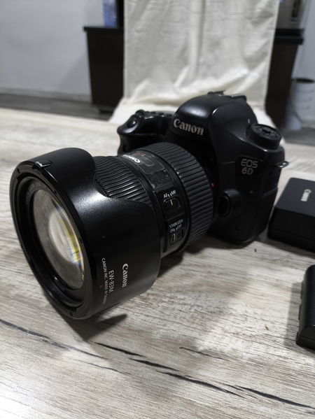 Canon 6D в хорошем состаяние