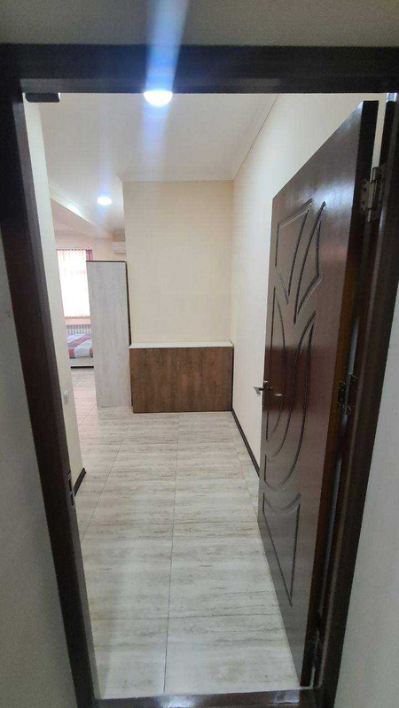 Паркентский новостройка кафе Пеликан 1-комн 1/8 49 м² ремонт