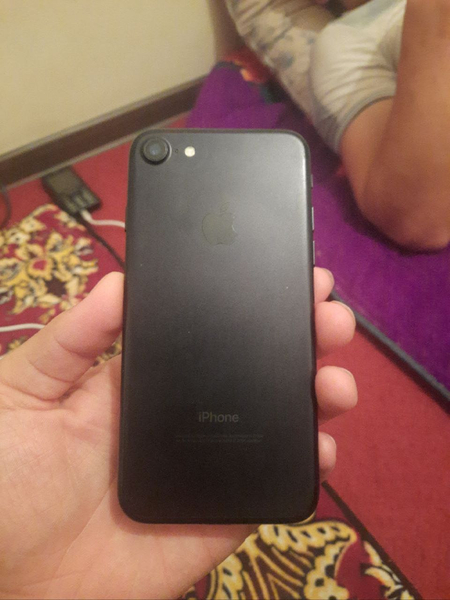 Iphone 7 xolati ideal