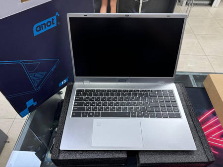 Anot Laptop Silver Intel Core-i3 11-pakaleniya  OZU-8G SSD-512
