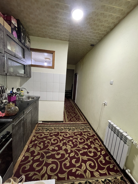 Uy sotiladi maklersiz 2 xonali srocna