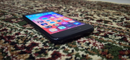 Iphone se 3 (2022) hammasi radnoy