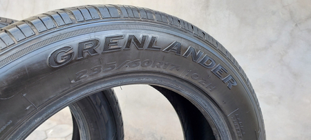 Kia carnival Balon  235/60/17R