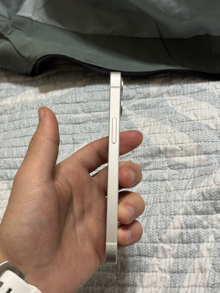 Iphone 12 mini srochna sotiladi