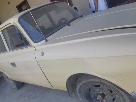 Moskvich 412 yaxshi xolatda