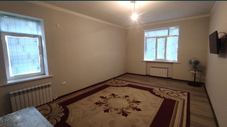Продаётся 2 комнатная квартира на 1 этаже в новостройке на Карасу 1.