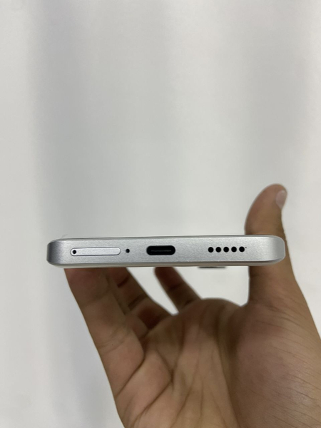 Redmi Note 13 Pro+ 5G  1 qol 2 oy ishlatilgan idyal