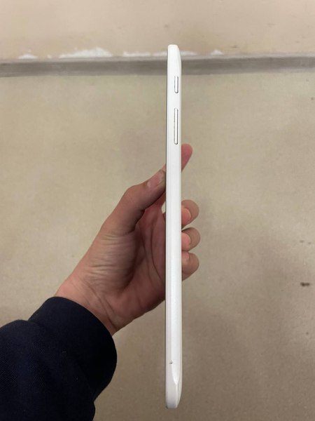 GALAXY TAB E. В хорошем состоянии