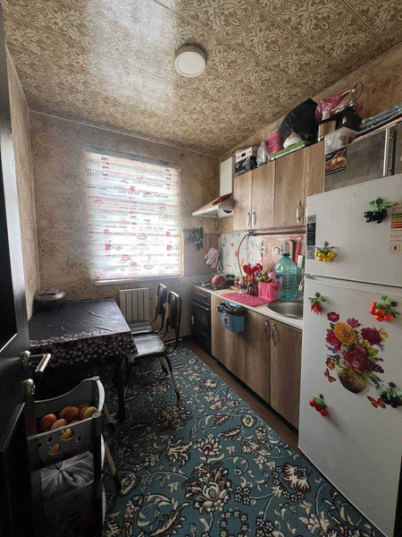 Эълон№4072   3  хонали янги қурилган.