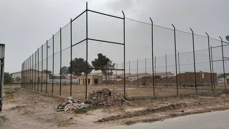Qurilishi bitmagan stadion (futbol maydoni) sotiladi.