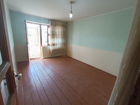 2 xonalik 3 etaj Chinor Maftuna bar 31800