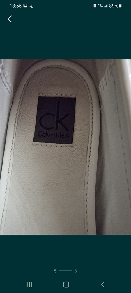 Calvin  Klein  макасы