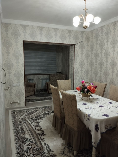Сдам квартиру  Чиланзар Алгаритм 30. 2х комнатная