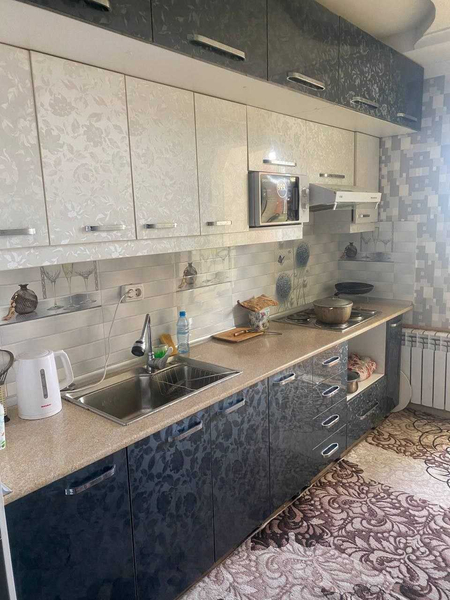 Срочно продам 1 комнатную 52 м2 на Чиланзарском районе (НБ159217)