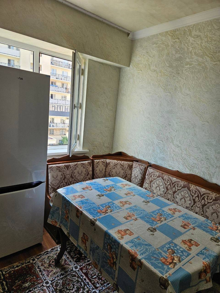 Samarqand darvoza uch lola mahalla Navazstroyka 2/3/9 500 Uye