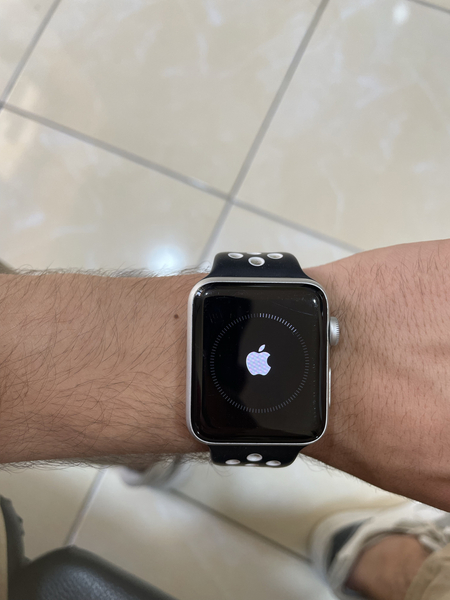 Продается Apple Watch 3 series