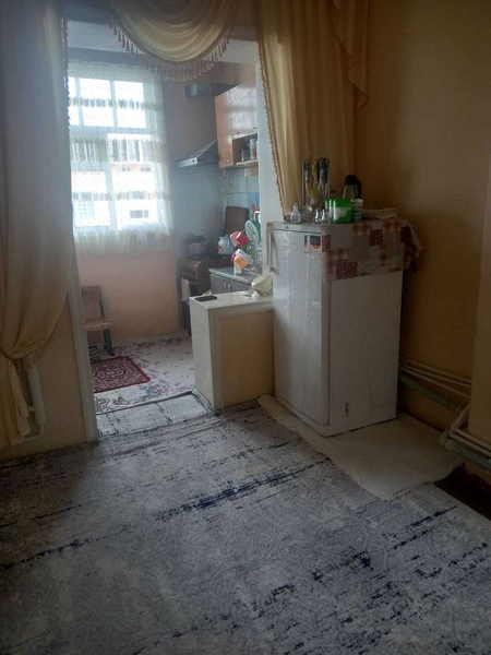 Yangiyo'l shahar 2xonali uy sotiladi