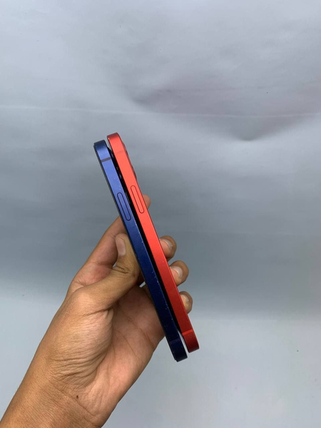 iPhone 12     sotiladi