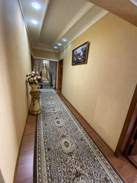 (К122960) Продается 4-х комнатная квартира в Мирабадском районе.