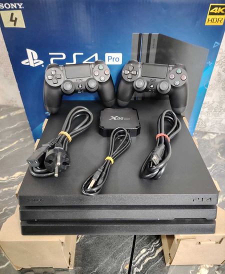 PlayStation 4 PRO