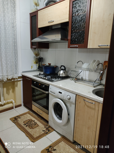 Продается 2-3 /3 /5  Ю.Абад 9