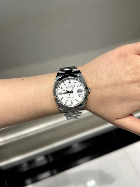 NEW Rolex Datejust Steel With White 126300