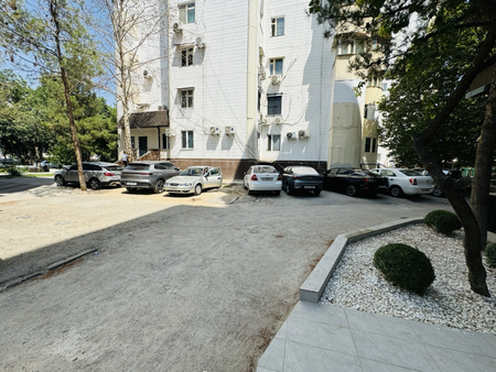 СРОЧНО ПРОДАЕТСЯ офисное помнещение на ГОСПИТАЛКЕ!