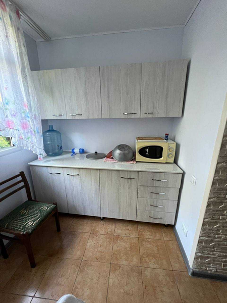 Ш.Руставели 2/2/4 кирпич 55м² среднее состояние=