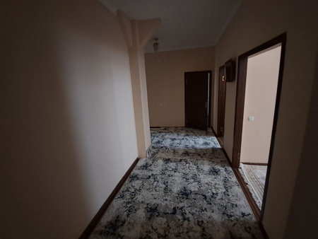 Хамид олимжонда 3хона хамма шаройити bor 600$ qizlar oila