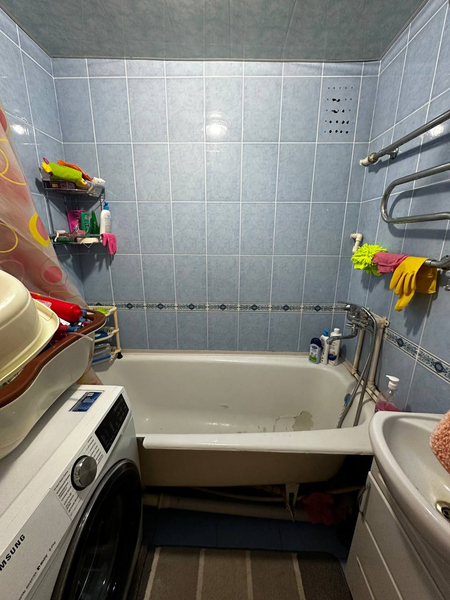 TTZ4 maktab-35 Kvartira sotiladi 2/4/4 balkon 2x6 Ipoteka xizmati bor