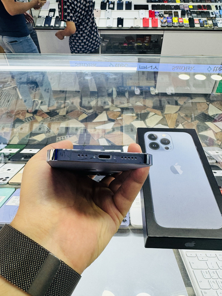 iPhone 13 Pro 256 gb blue