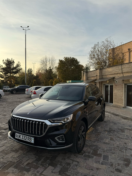 Hongqi H S 5 yengi idial xolati