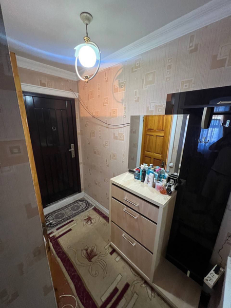 Срочно продаётся 3х комнотная квартира. Партстзд.
