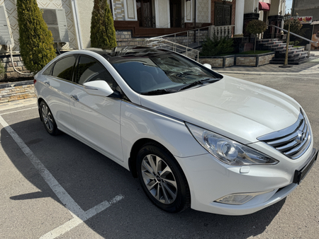 Hyundai Sonata 2013