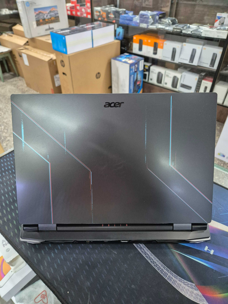 Acer Nitro 5 ( i7-12650H / RTX 4060 8GB)