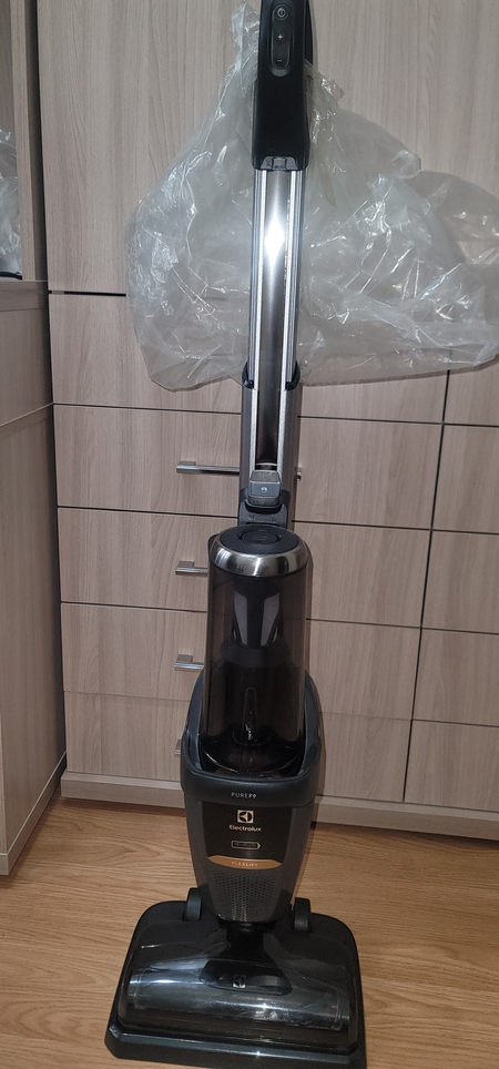 Пылесос Electrolux Pure F9