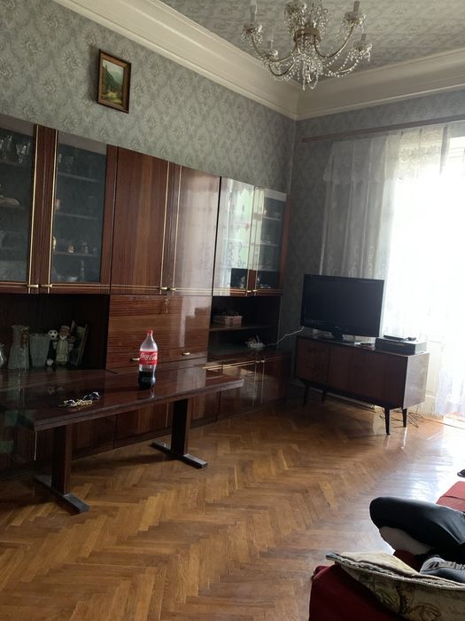 Некст улица бабура продам .Т. не торец закрытый даор срочно