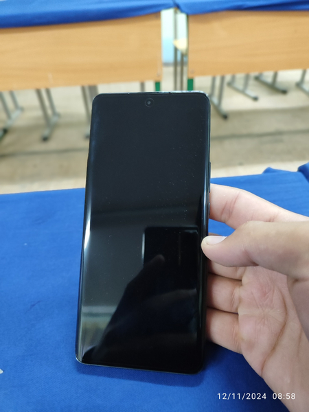 Xonor X9B 5G  12+8/256
