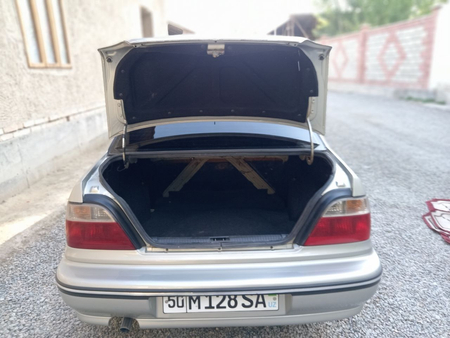 Nexia mashina minishga tayyor